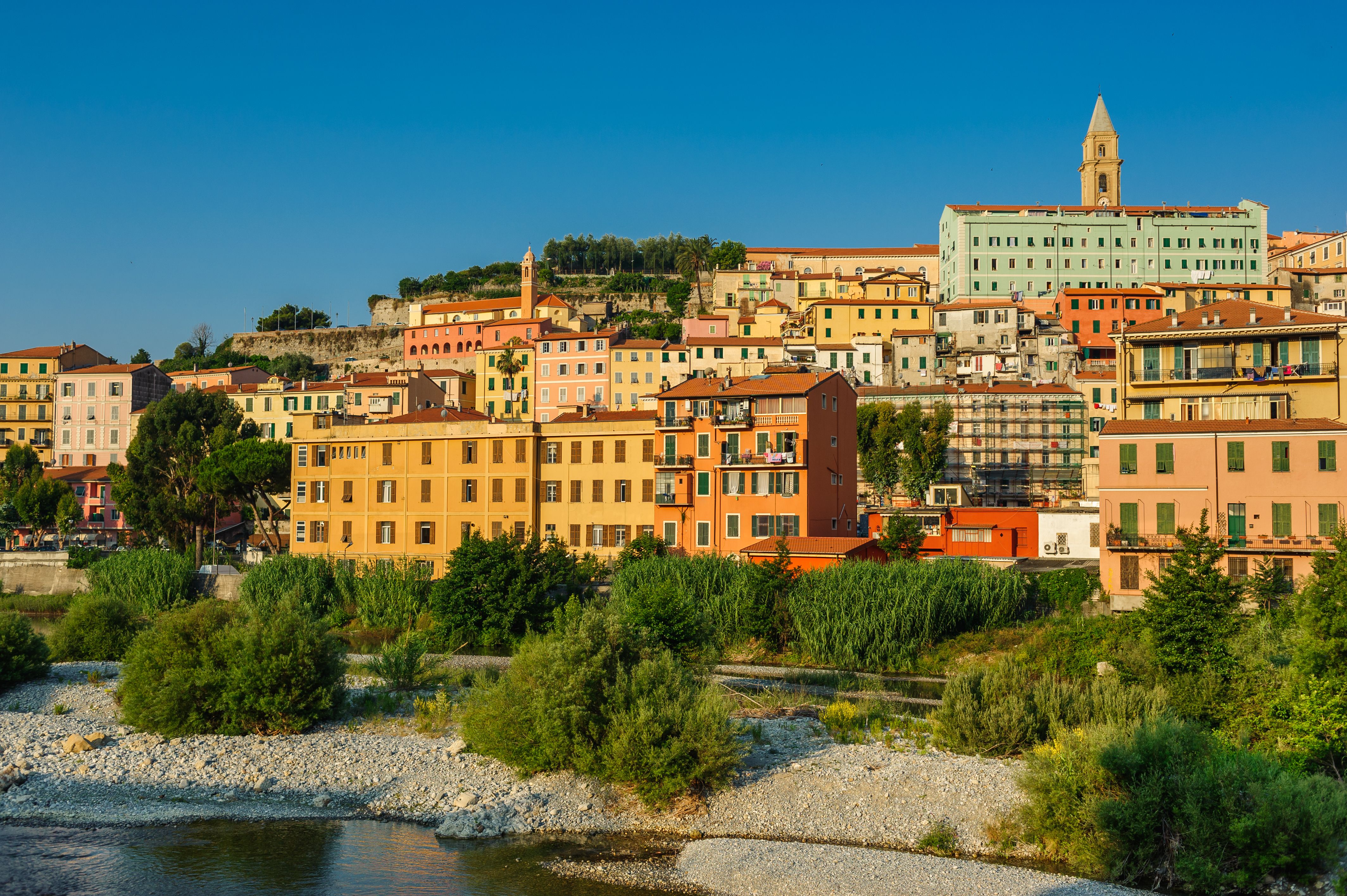 Locations et appartements de vacances à Vintimille à partir de 48 ...